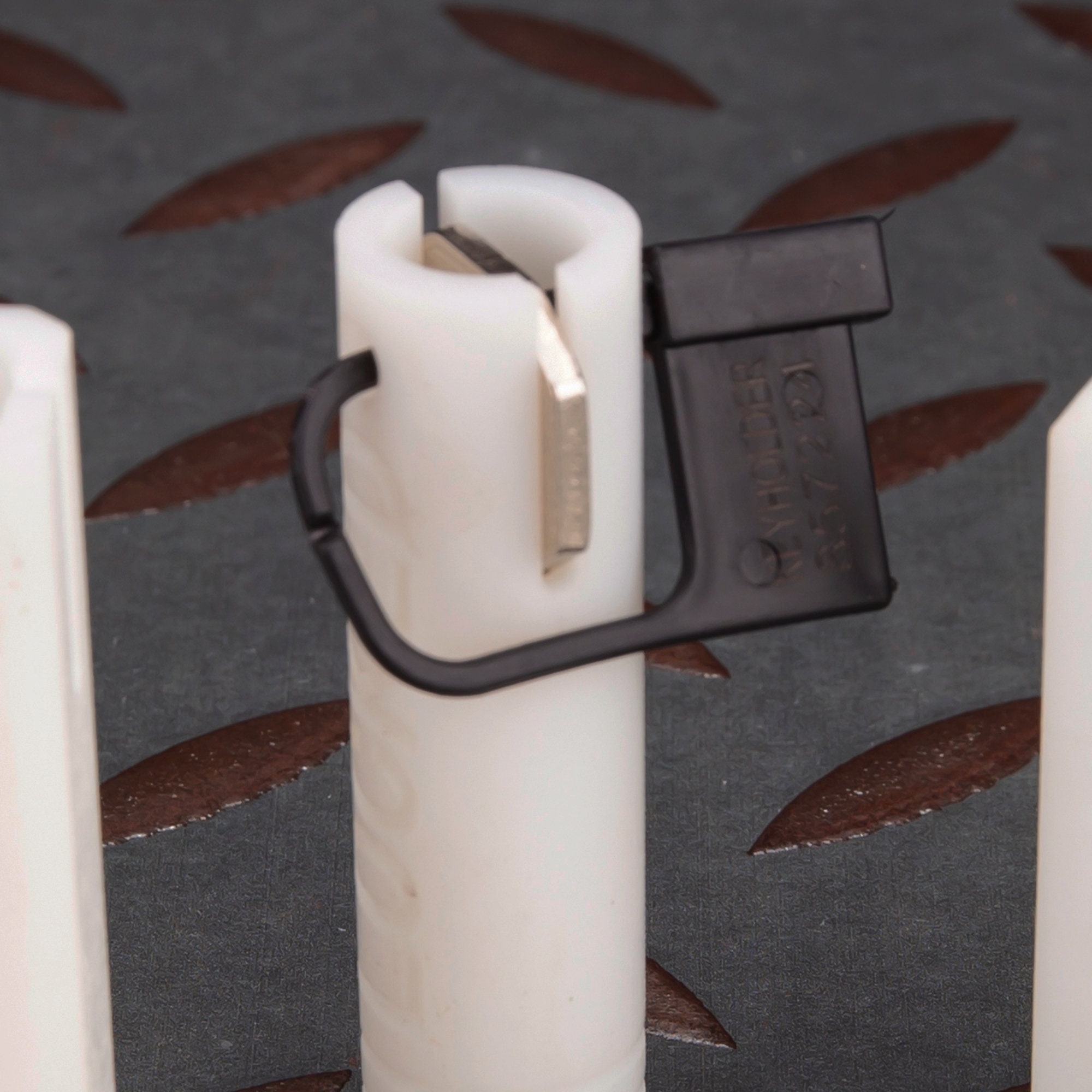 MATURE White Cage Key CONTAINERS LIGHTWEIGHT Cage Key Safe Cage ...