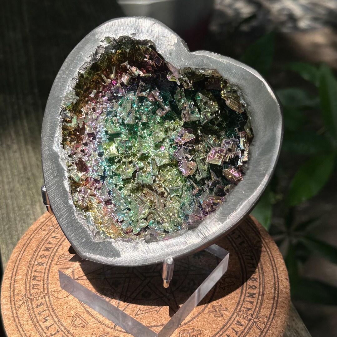 Bismuth Ore Crystal Specimen Heart Bowl - Etsy