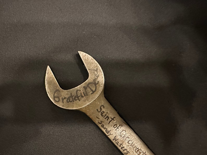 GRATEFUL DEAD Quote Vintage Wrench Double Hub Cap Hand Painted Metal ...