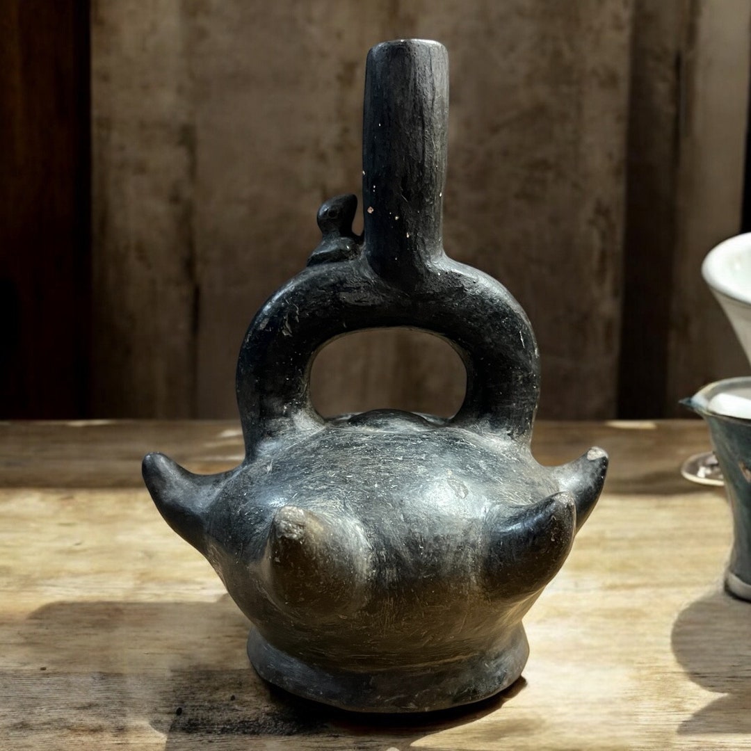 Pre-columbian Moche Stirrup Vessel; Bird Effigy - Etsy