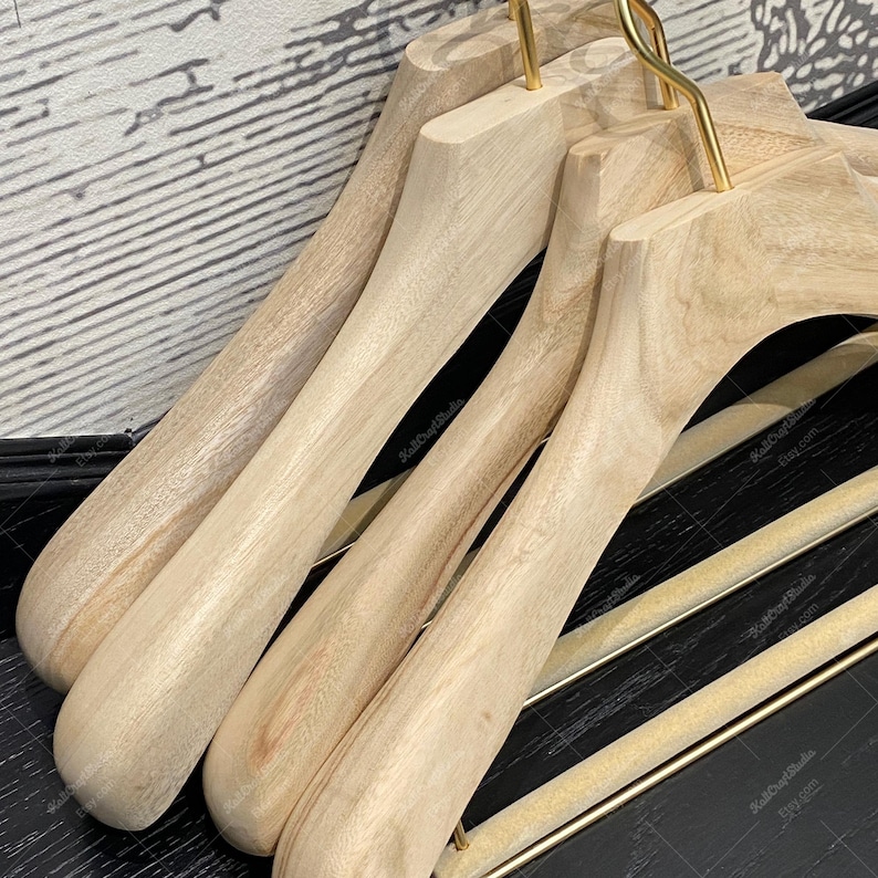 Camphor Wood Suit Hangers, Wide Shoulder, Non-slip Pants Bar - Etsy