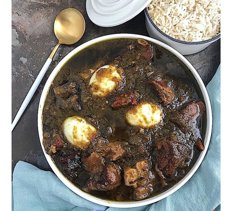 Ofada Stew( Ayamase Sauce)designer Stew With Grilled Goat Meat Cubes ...