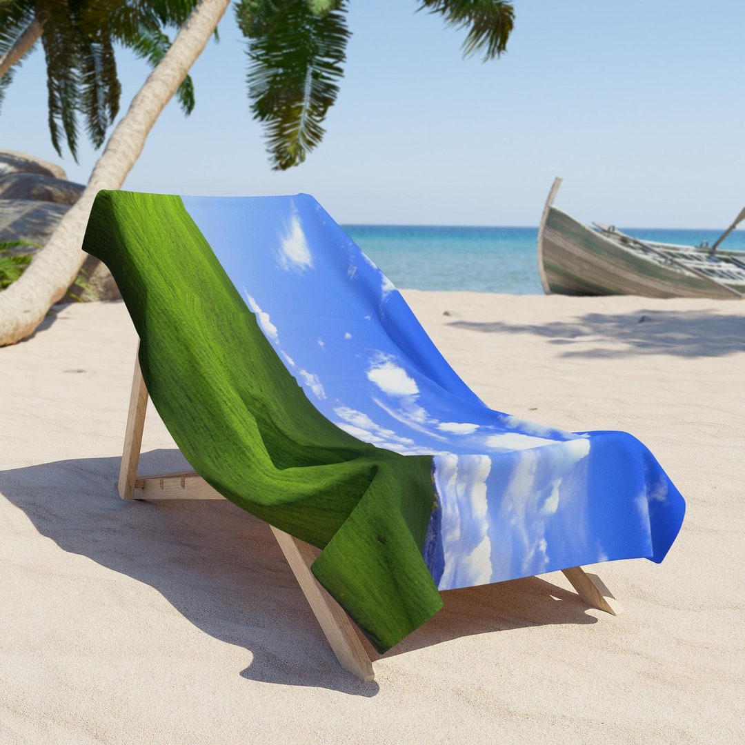 Bliss Windows XP Beach Towel, 90s 2000s Nostalgia, Vintage Retro Bath Towel, Pool Towel, Tech ...