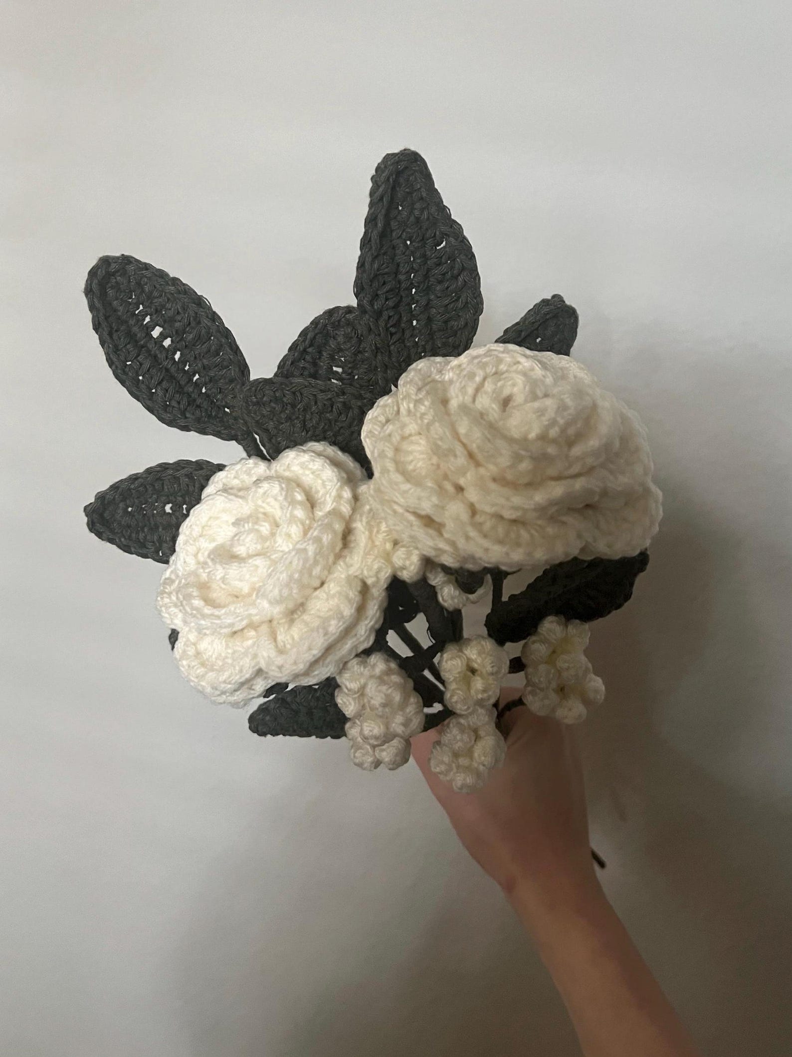 White Rose Crochet Bouquet - Etsy