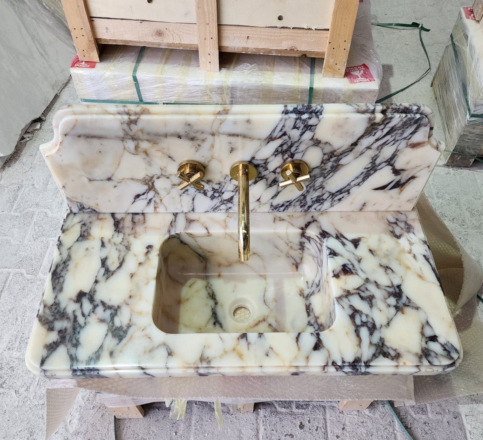 Calacatta Viola Marble Sink, Wall Mounted & Countertop Basin, Fluted ...