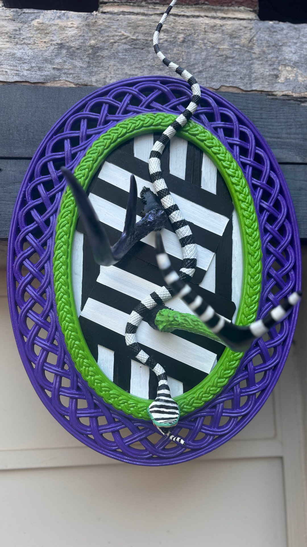 Beetlejuice Sandworm Mimic Deer Antler Jewelry Hanger - Etsy