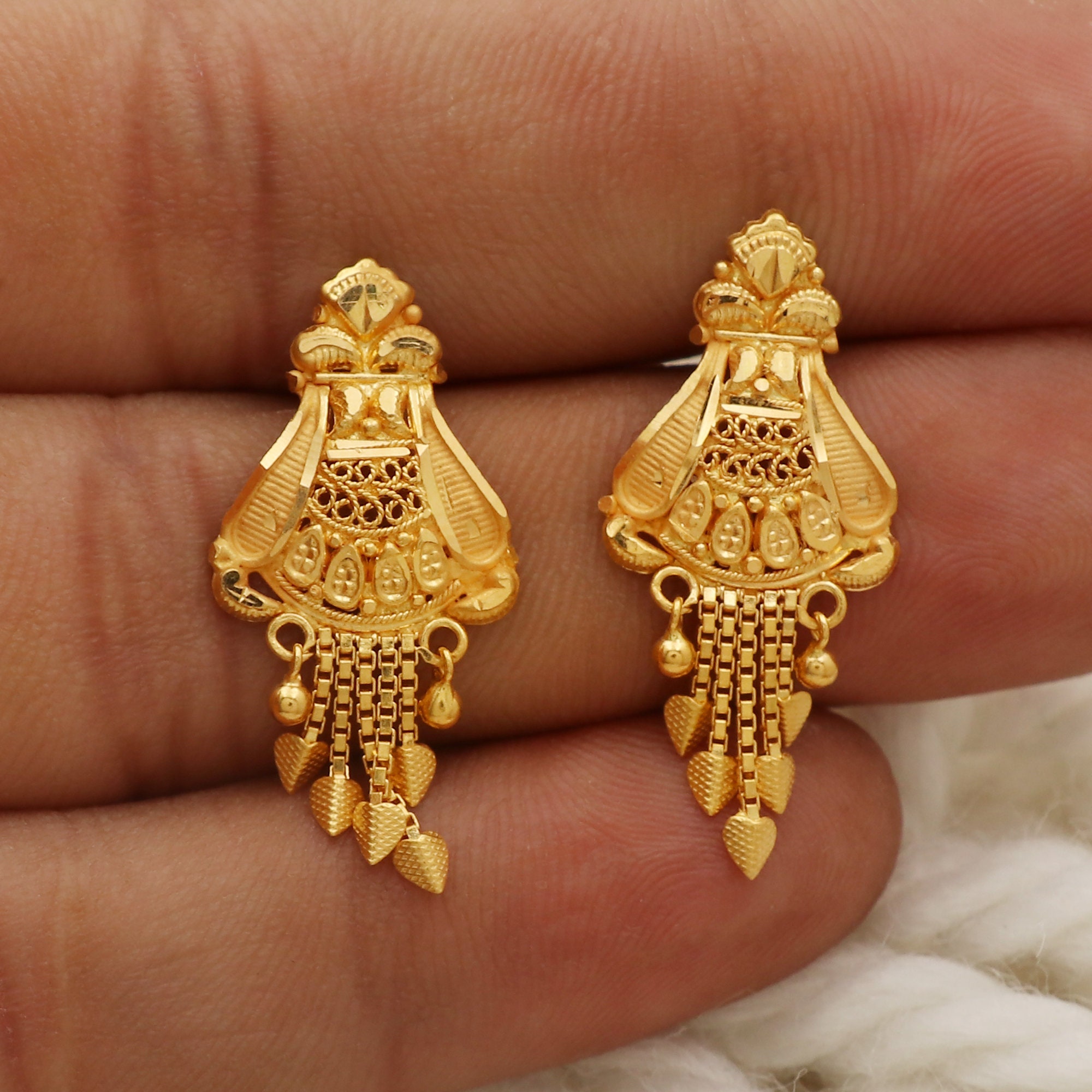 savings 22k yellow gold earrings handmade jewelry for gift, Indian gold ...