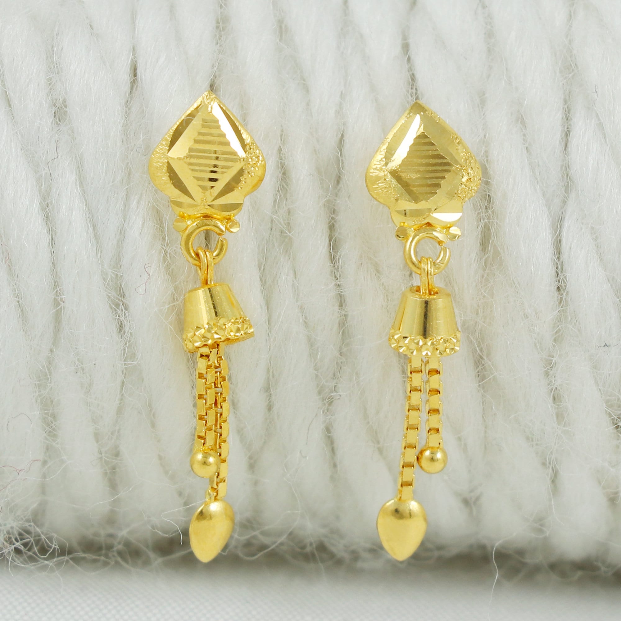 Fancy gold earrings store