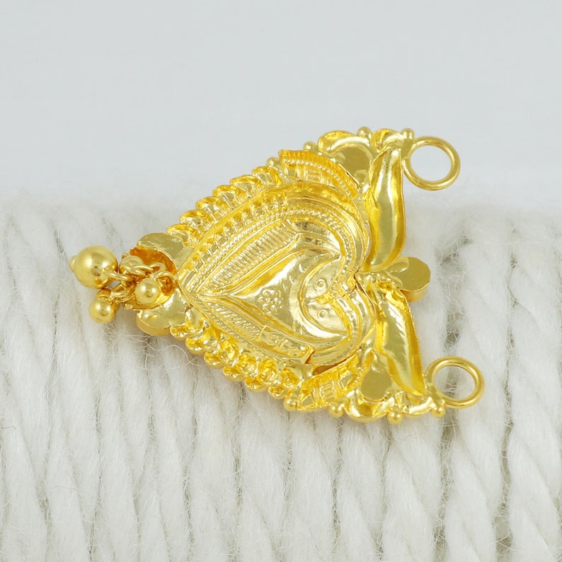 22k Yellow Gold Indian Style Pendant or Locket Handmade Jewelry for ...