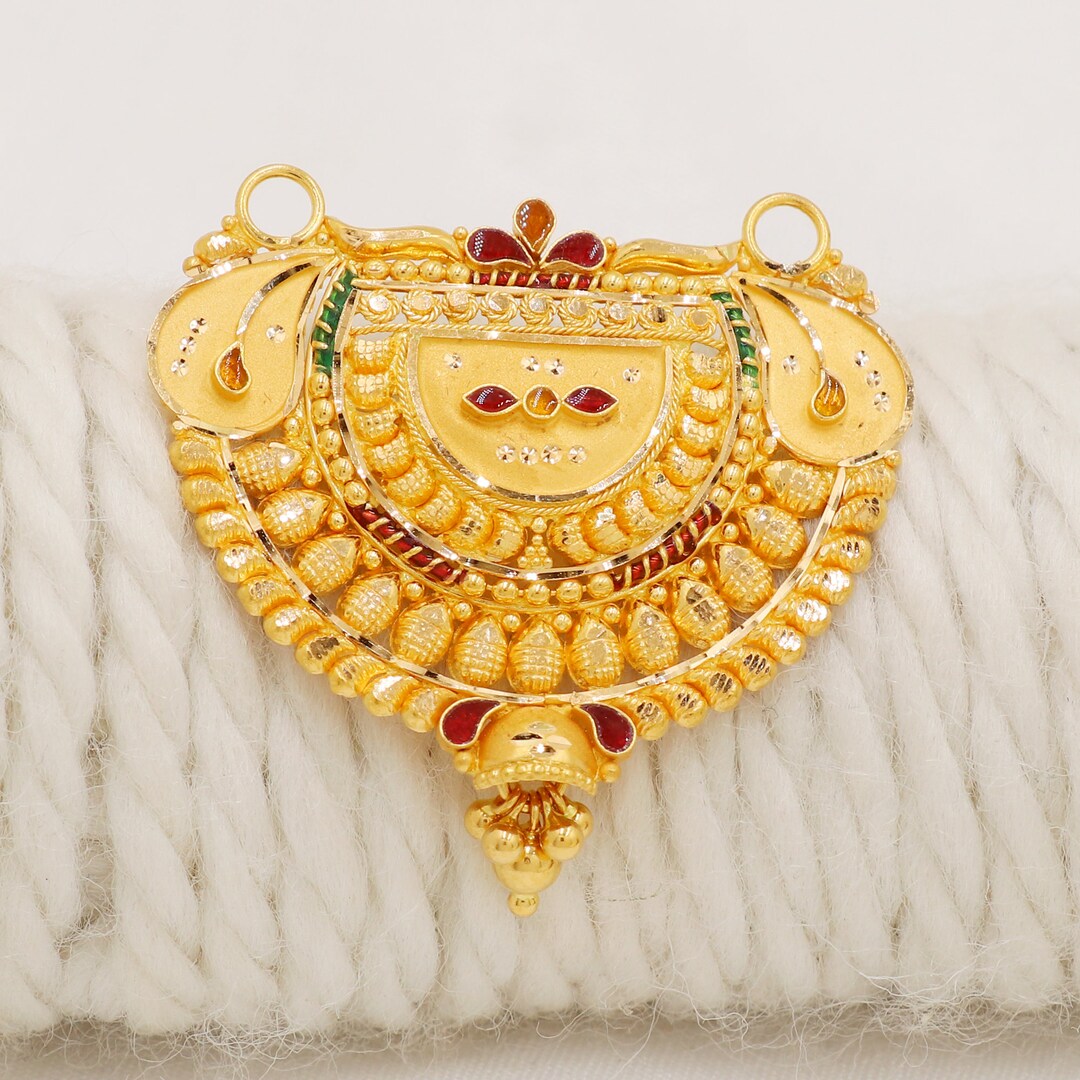 22k Yellow Gold Pendant or Locket Handmade Jewelry for Gift, Light ...