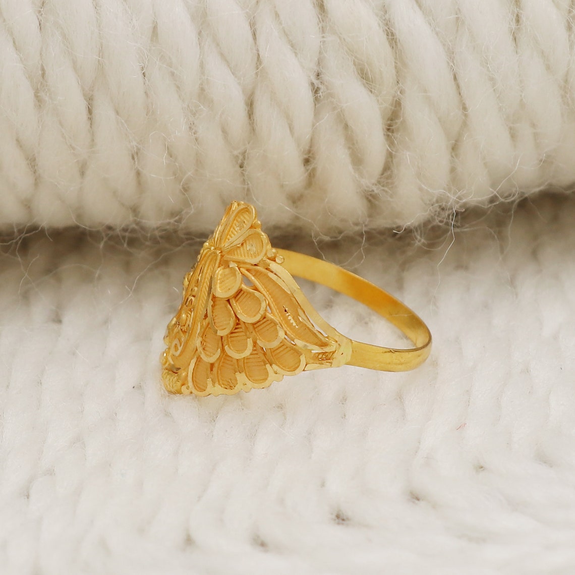 22k Solid Gold Handmade Indian Ring Jewelry, Featuring Intricate ...