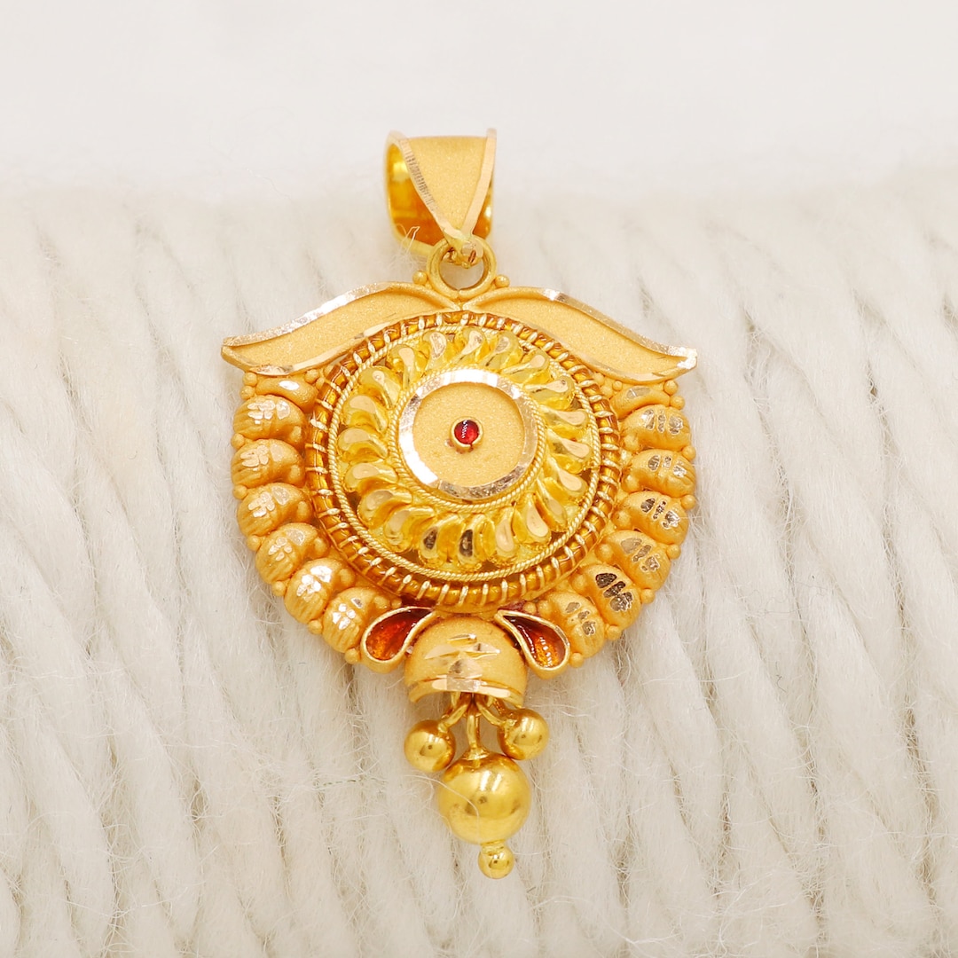 22k Yellow Gold Pendant or Locket Handmade Jewelry for Gift, Light ...