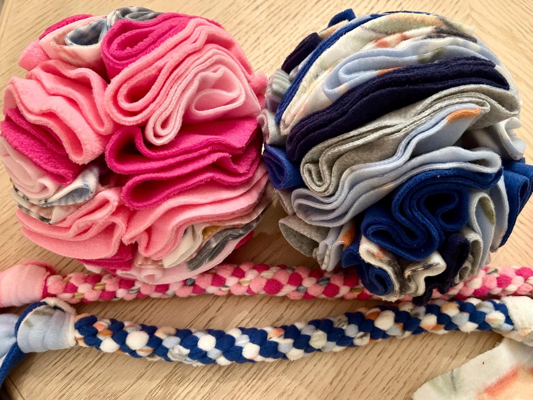 Matching Snuffle Ball and Tug Rope Set Large Size Busy Noses Enrichment ...