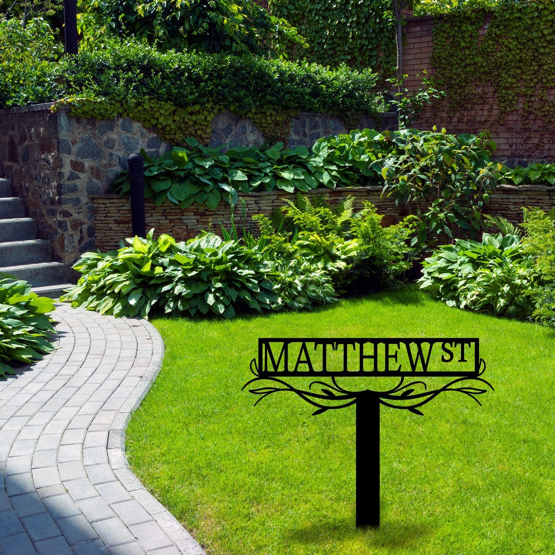 Personalized Metal Garden Stake, Custom Name Yard Sign, Outdoor Garden ...