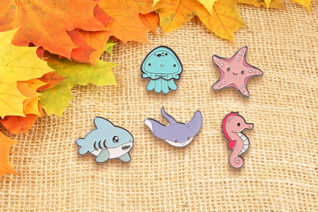 Shark Jellyfish Seahorse Starfish Marine Life Enamel Pin Badge Display ...