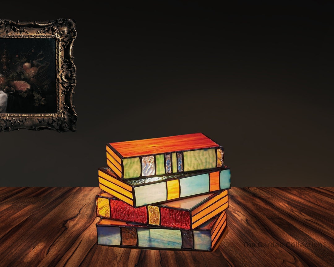 LED Book Stack Night Lamp, Decorative Lamp, Unique Bedside Lamp ...