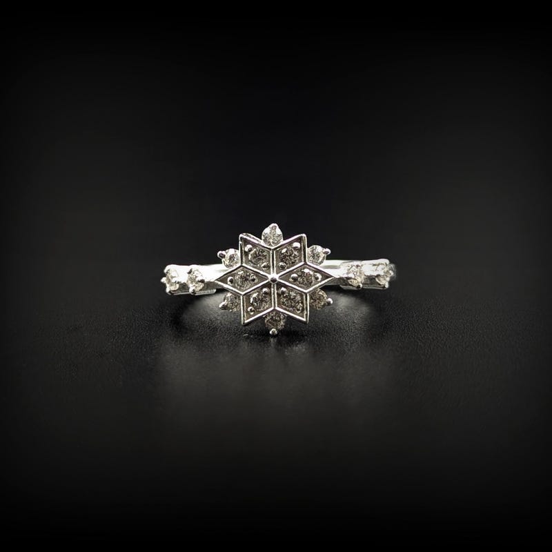 Snowflake Ring - Etsy