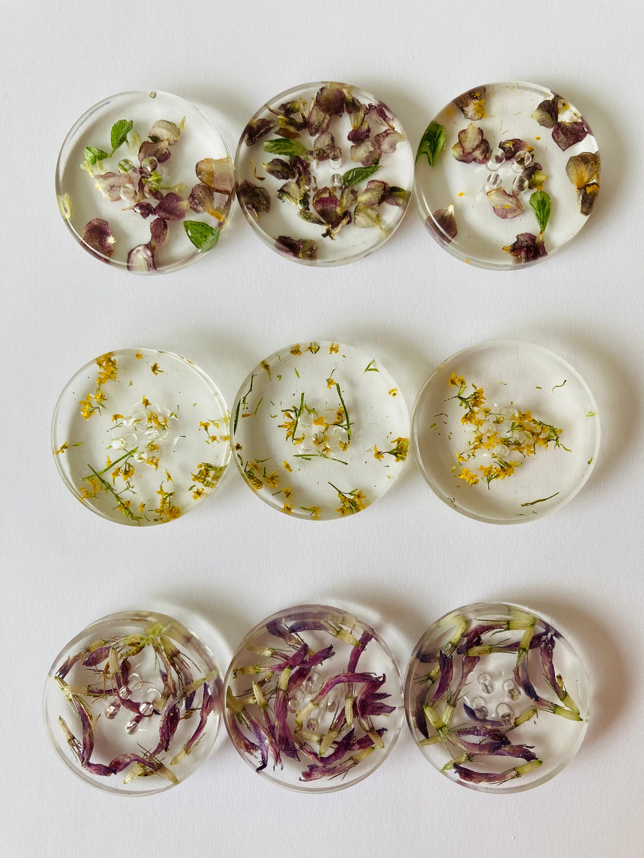 Handmade Floral Buttons, 4-hole Buttons, Epoxy Resin Buttons ...