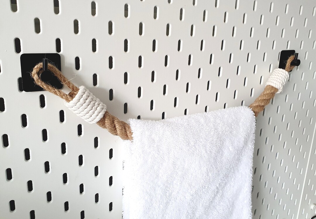 Towel Holder Made of Rope With a Metal Hook Jute Rack of Bath Towels ...