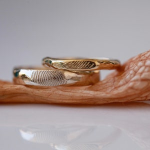 Couples Solid Gold Fingerprint Rings With Raw Texture. Wedding Ring Set His and Her - Etsy