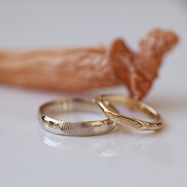 Couples Solid Gold Fingerprint Rings With Raw Texture. Wedding Ring Set His and Her - Etsy