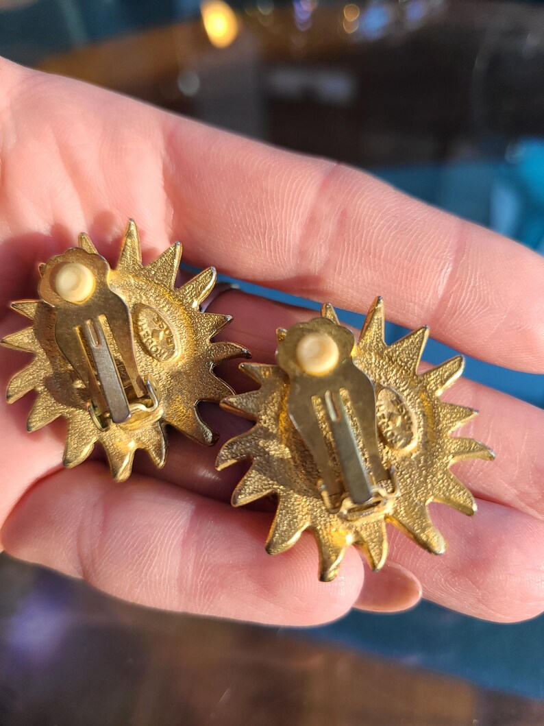 Robert Rose Red and Gold Tone Clip Earrings - Etsy