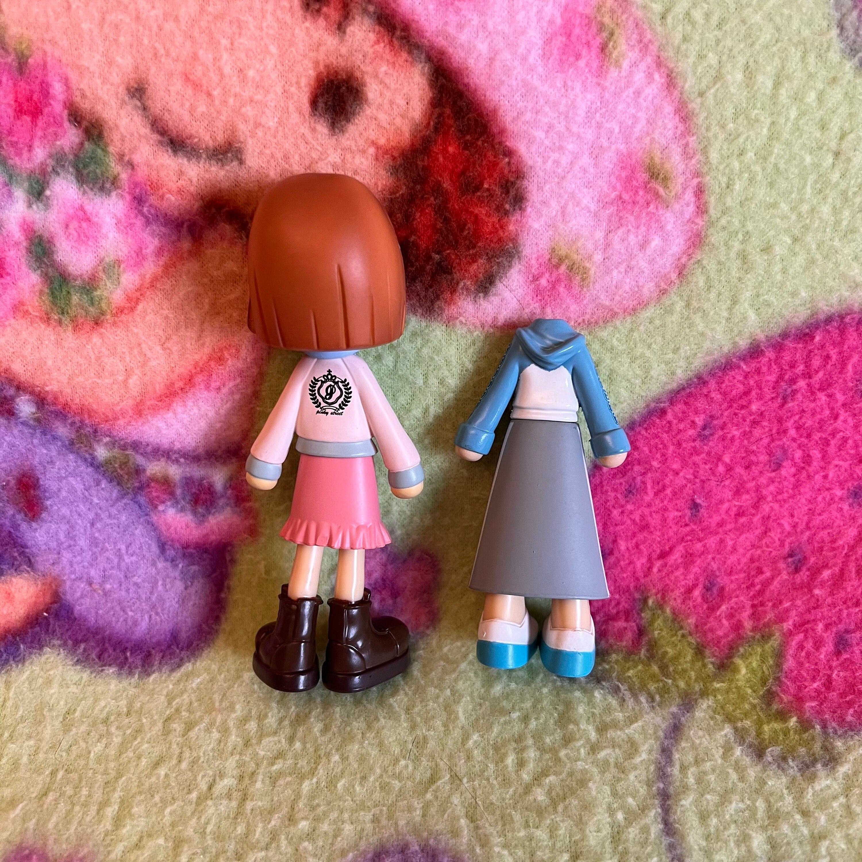 Pinky Street Series 3 Repaint Hana Pink Sweater Blue Scarf - Etsy