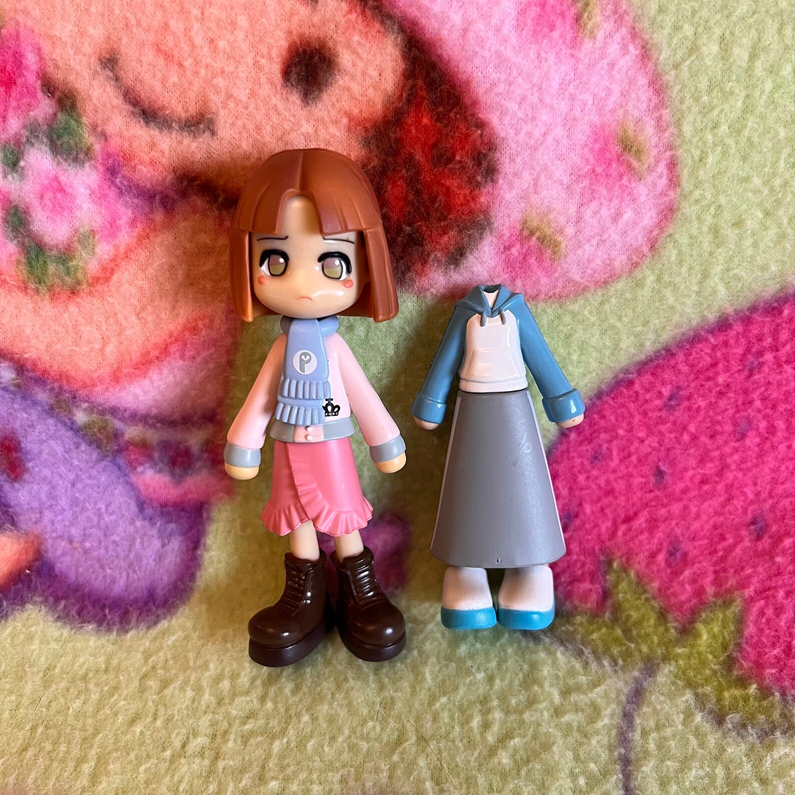 Pinky Street Series 3 Repaint Hana Pink Sweater Blue Scarf - Etsy