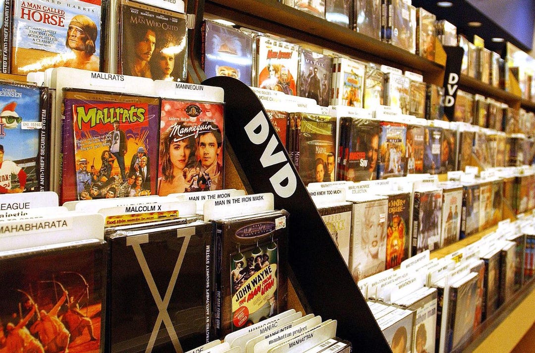 You-pick 90s & 2000s DVD Movies, Throwback Hollywood Films ...