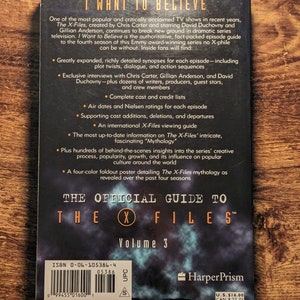 OFFICIAL X-FILES GUIDE Volume 3 by Andy Meisler 90's Science Fiction ...