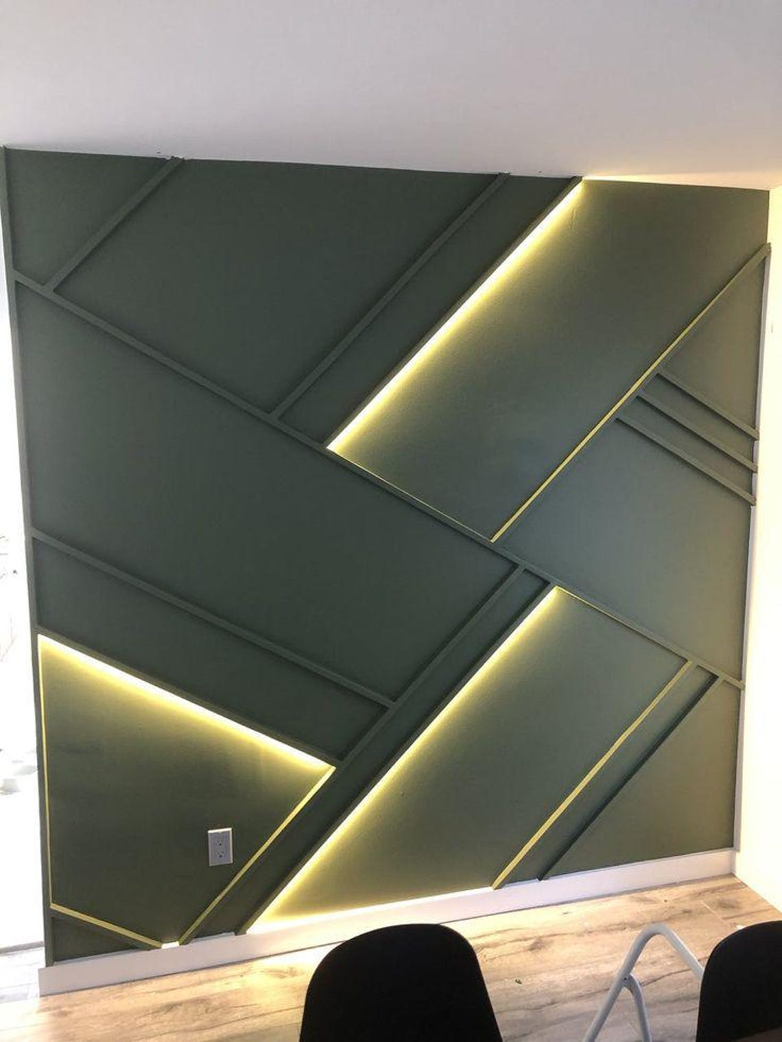 Asymmetrical Wall Molding Project Build-to-install Wall Molding for ...