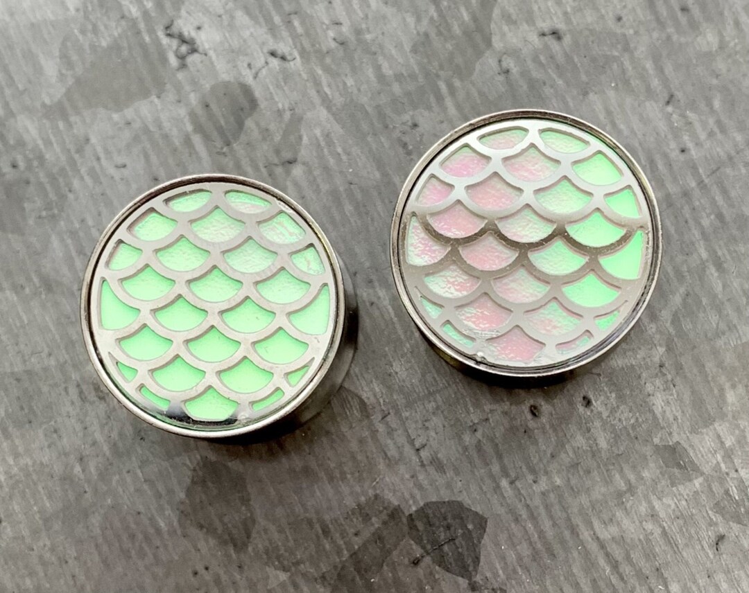 PAIR of Unique Hologram Fish Scale Stainless Steel Double Flare Tunnels ...