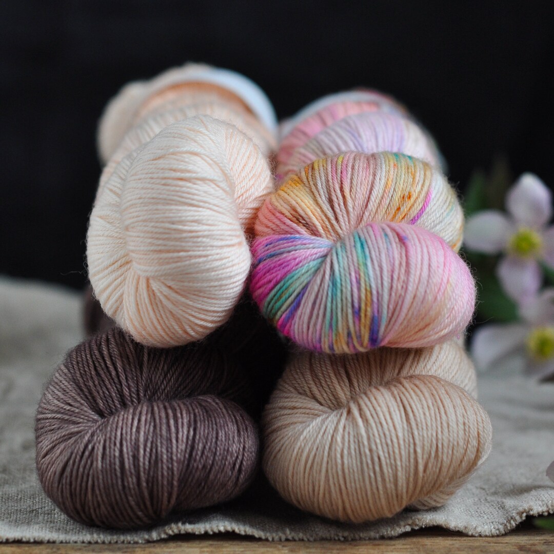 255 Eur/kg Yarn Set Hand-dyed Merino Yarn 4 Skeins in a Set 400m/100g Fingering D3 - Etsy