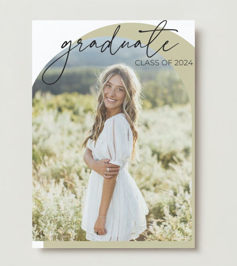 Graduation Announcement - the Graduate - Etsy