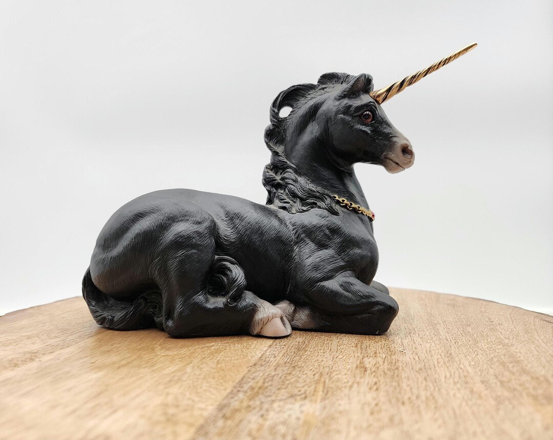 Windstone Editions Black Sitting Unicorn Figurine – 1990 Pena Design ...
