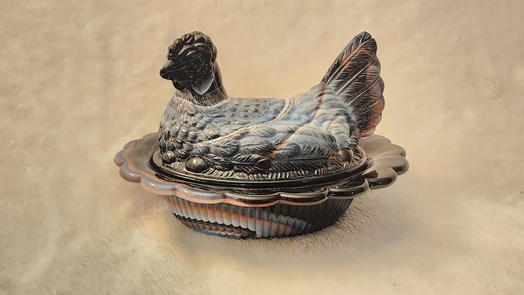 Mosser Slag Glass Hen on Nest Covered Dish Purple Amethyst White Black ...