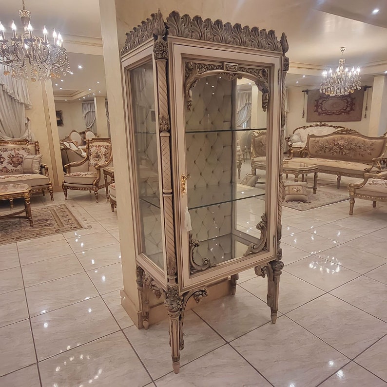 Handmade Luxury Vitrines, Display Your Collections With Exquisite ...