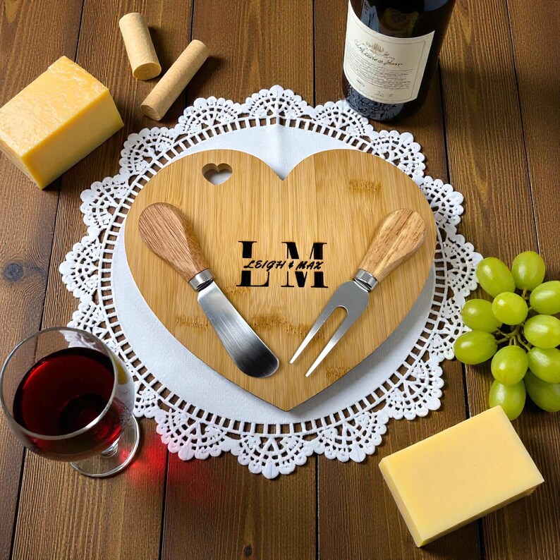 Personalized Heart Shaped Cutting Board – Custom Engraved Charcuterie ...