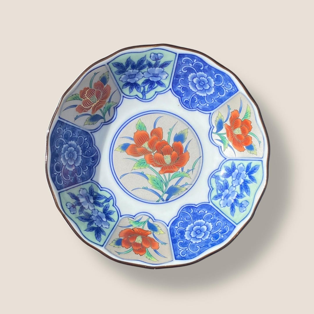 Japanese Imari Arita-style Bowl | Porcelain | Vibrant Floral Motifs ...