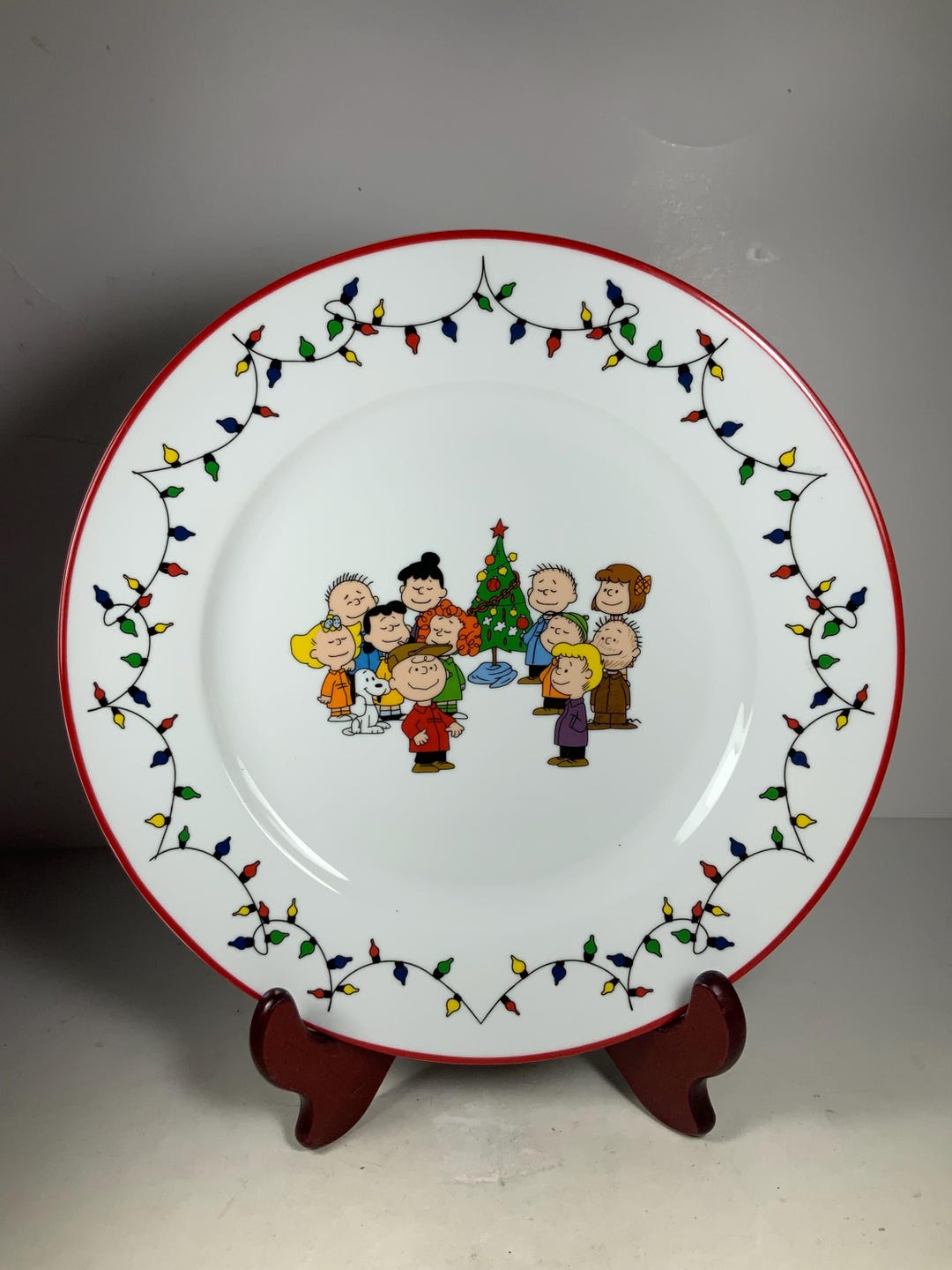 Peanuts Charlie Brown Snoopy Gang Christmas Lights 10.5 Inch Dinner ...