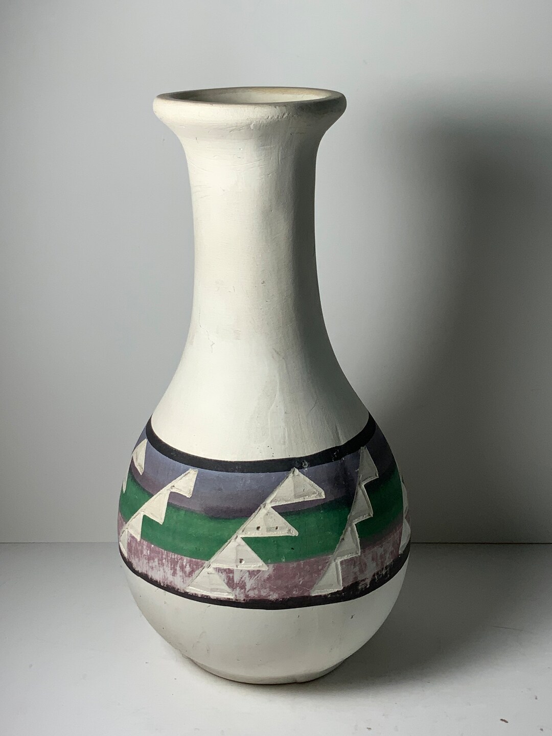 Native American Vase Signed by Jumping Elk of the Sioux South Dakota 8 ...