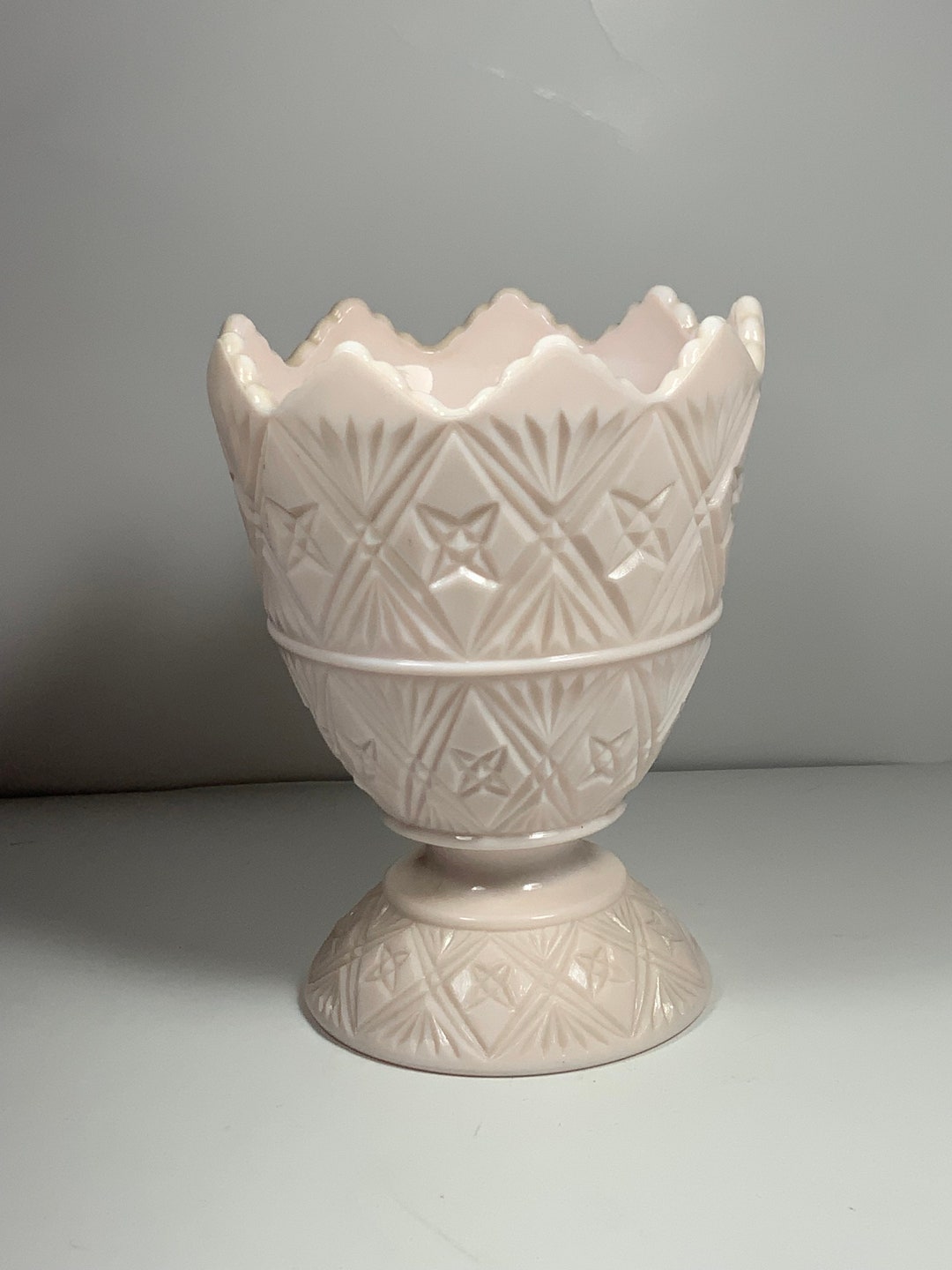 Vintage NAPCO Shell Pink Milk Glass Planter 6 In. - Etsy