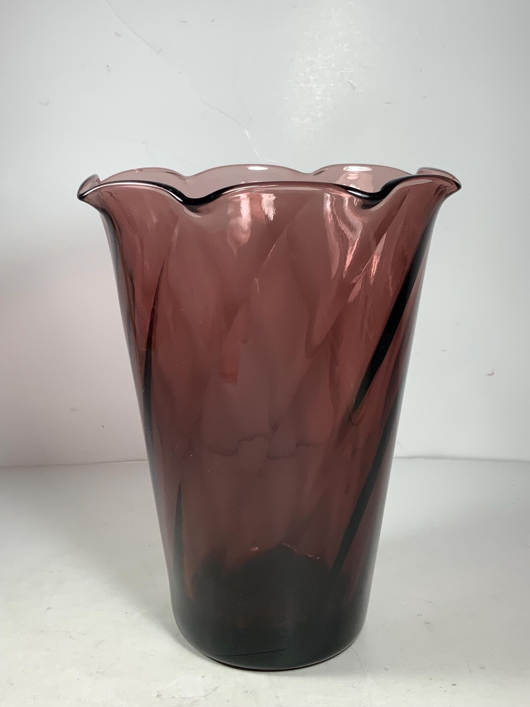 Vintage Hazel Atlas Moroccan Amethyst Purple Optic Swirl Glass Vase 8.5 ...