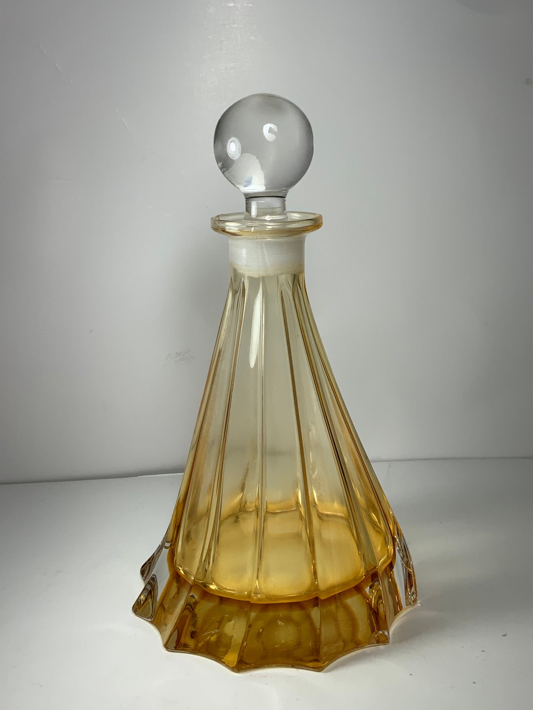 Rare Vintage Honey Amber Skirted Glass Liquor Decanter & Stopper 11 In ...