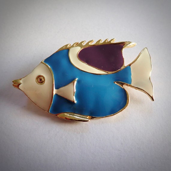 Hand-Painted Art Deco Fish Brooch Pin - Gem