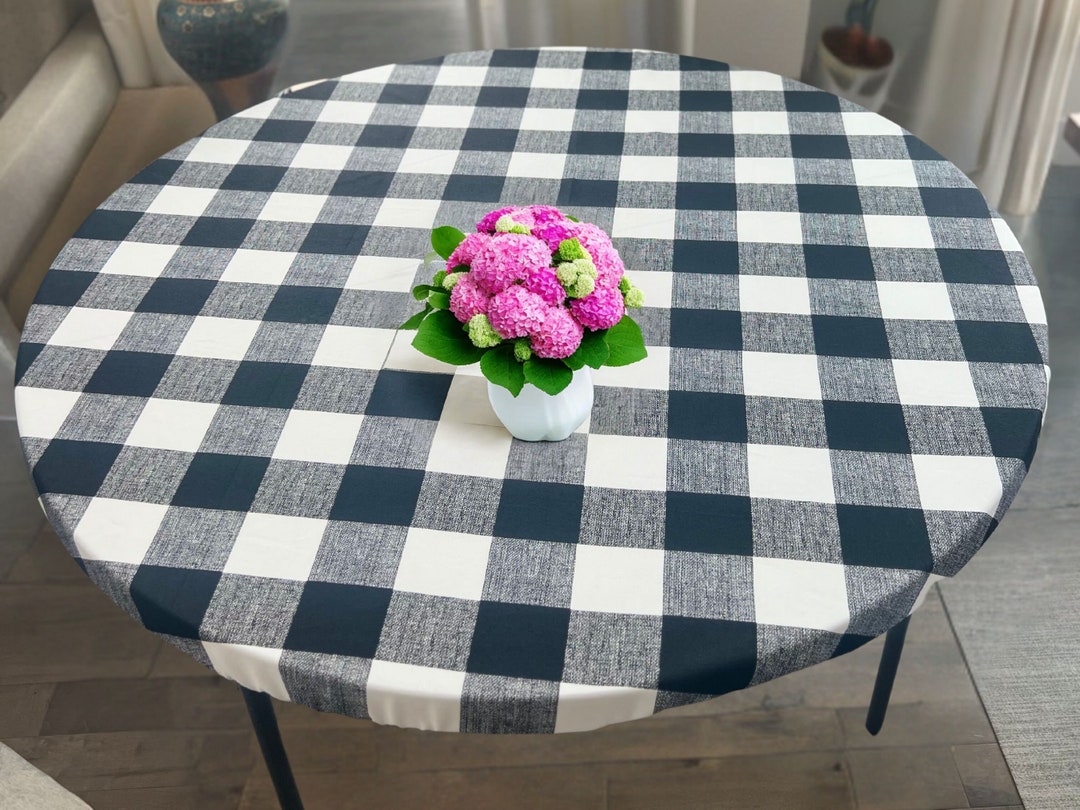 Round Fitted Tablecloth: Buffalo Check Plaid, Spill Proof Patio Decor ...