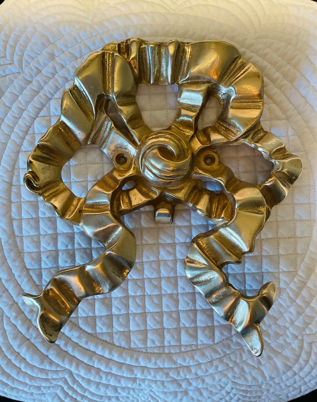 Vintage Brass Bow Hook Wall Hang - Etsy