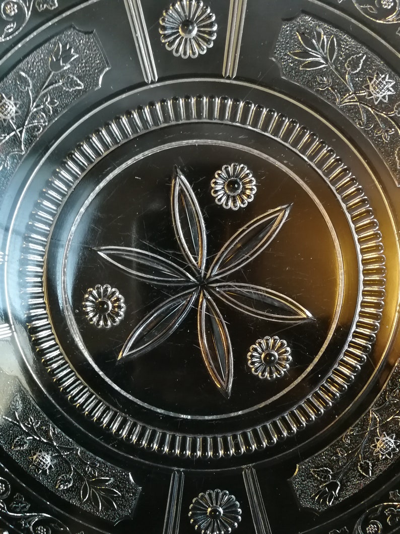 Bryce Brothers - Willow Oak Pattern Plate / Trey 10 3/4 In - Etsy