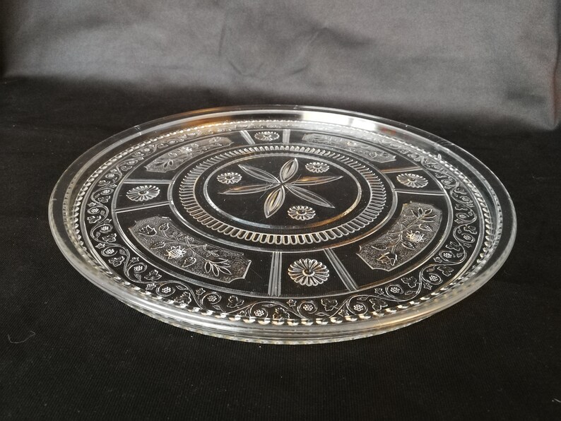 Bryce Brothers - Willow Oak Pattern Plate / Trey 10 3/4 In - Etsy