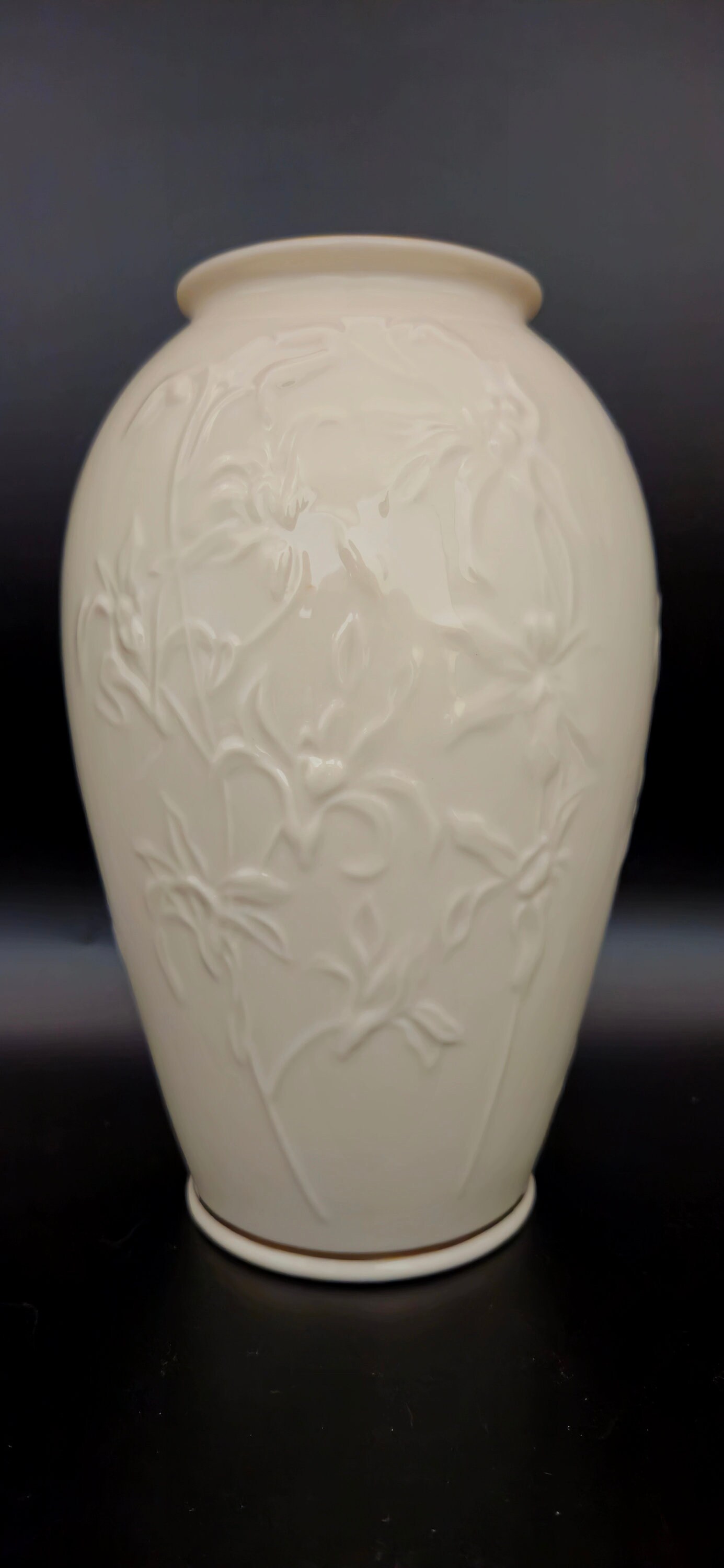 Vintage Lenox Vase Porcelain Masterpiece Collection Embossed Flower ...